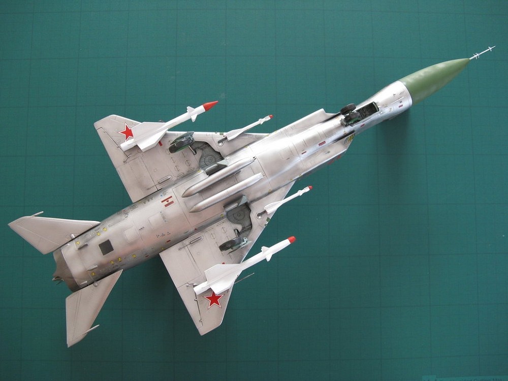 Avião Sukhoi Su-15 Flagon-A - TRUMPETER » Kits - Avioes Civis e
