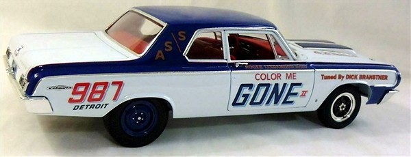 Carro 1964 Dodge 330 Superstock 'Color Me Gone II - AMT » Kits